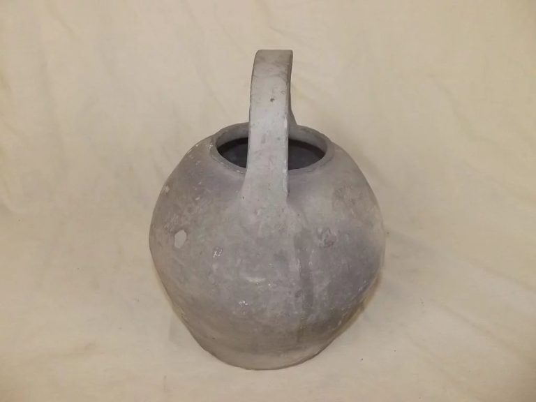Circa 100 BC Chinese Han Dynasty Kettle - Sally Antiques