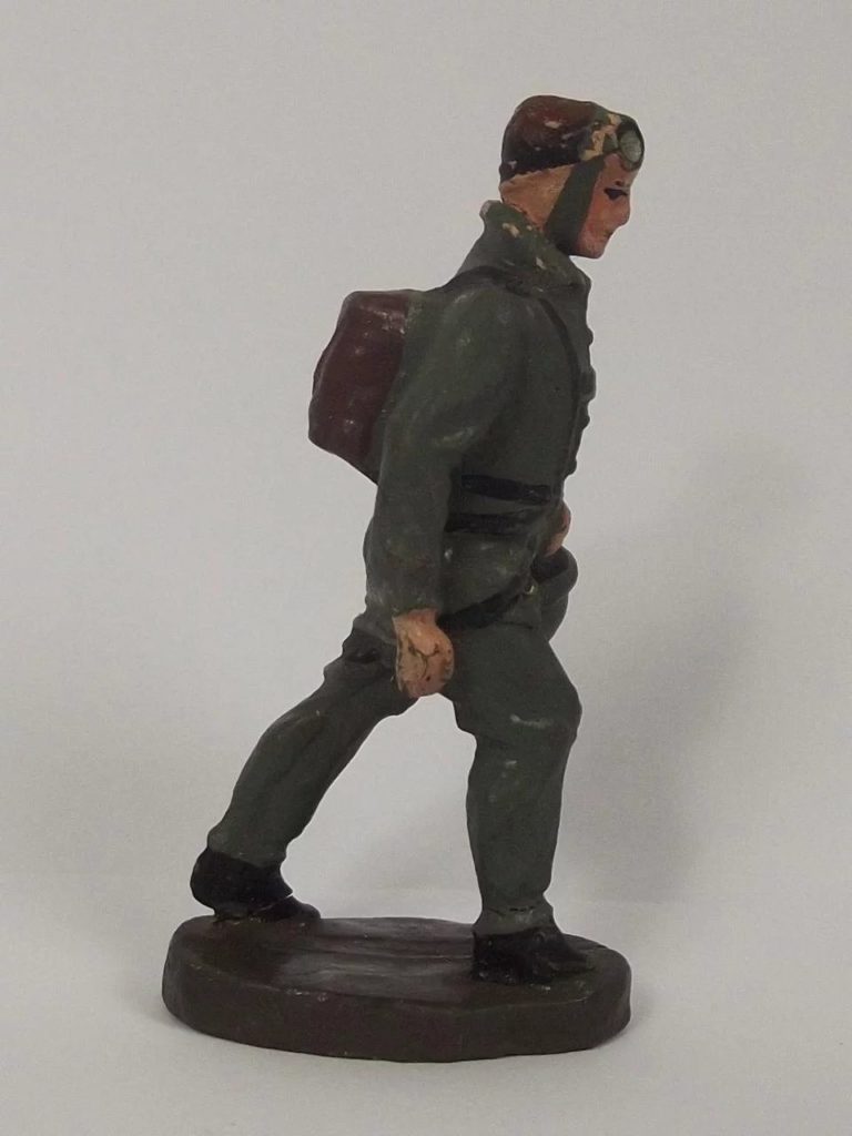 Elastolin Luftwaffe Jet Pilot - Rare - Issued In 1944 Only - Sally Antiques