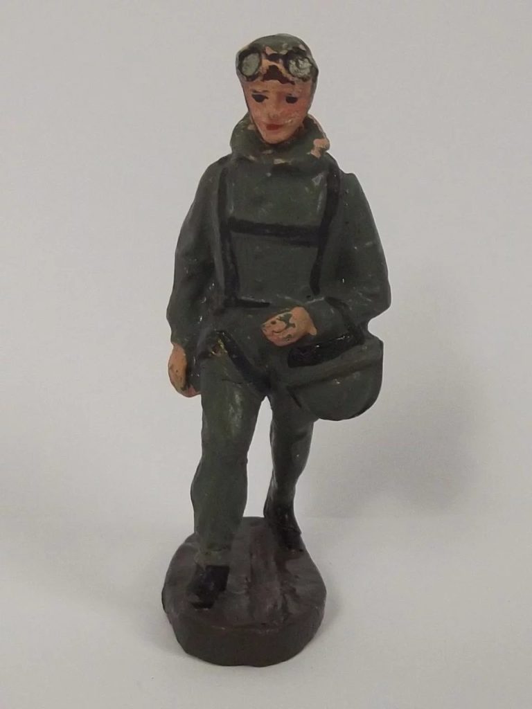 Elastolin Luftwaffe Jet Pilot - Rare - Issued In 1944 Only - Sally Antiques