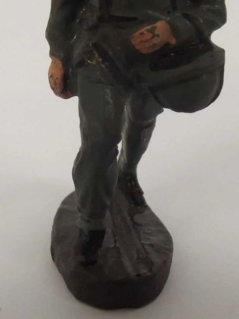 Elastolin Luftwaffe Jet Pilot - Rare - Issued In 1944 Only - Sally Antiques
