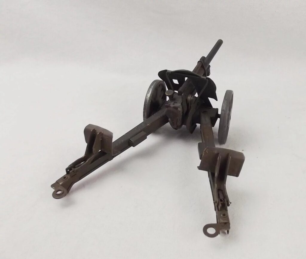 Lionel Light Field Howitzer c1944 - Sally Antiques