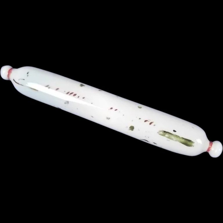 Victorian Opaque Glass Rolling Pin c.1860 No. 1 - Sally Antiques