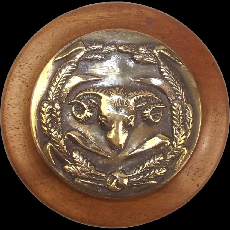 WW2 HMS Dunedin Bronze Ships Crest – Tompian Mounted 1918 Light Crusier ...
