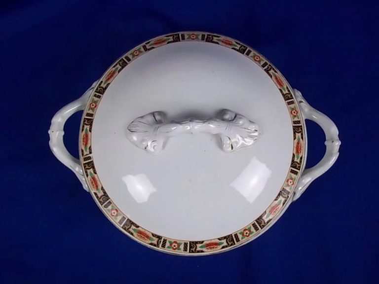 c1920 Wilton Ware Serving Dish With Cover - Sally Antiques