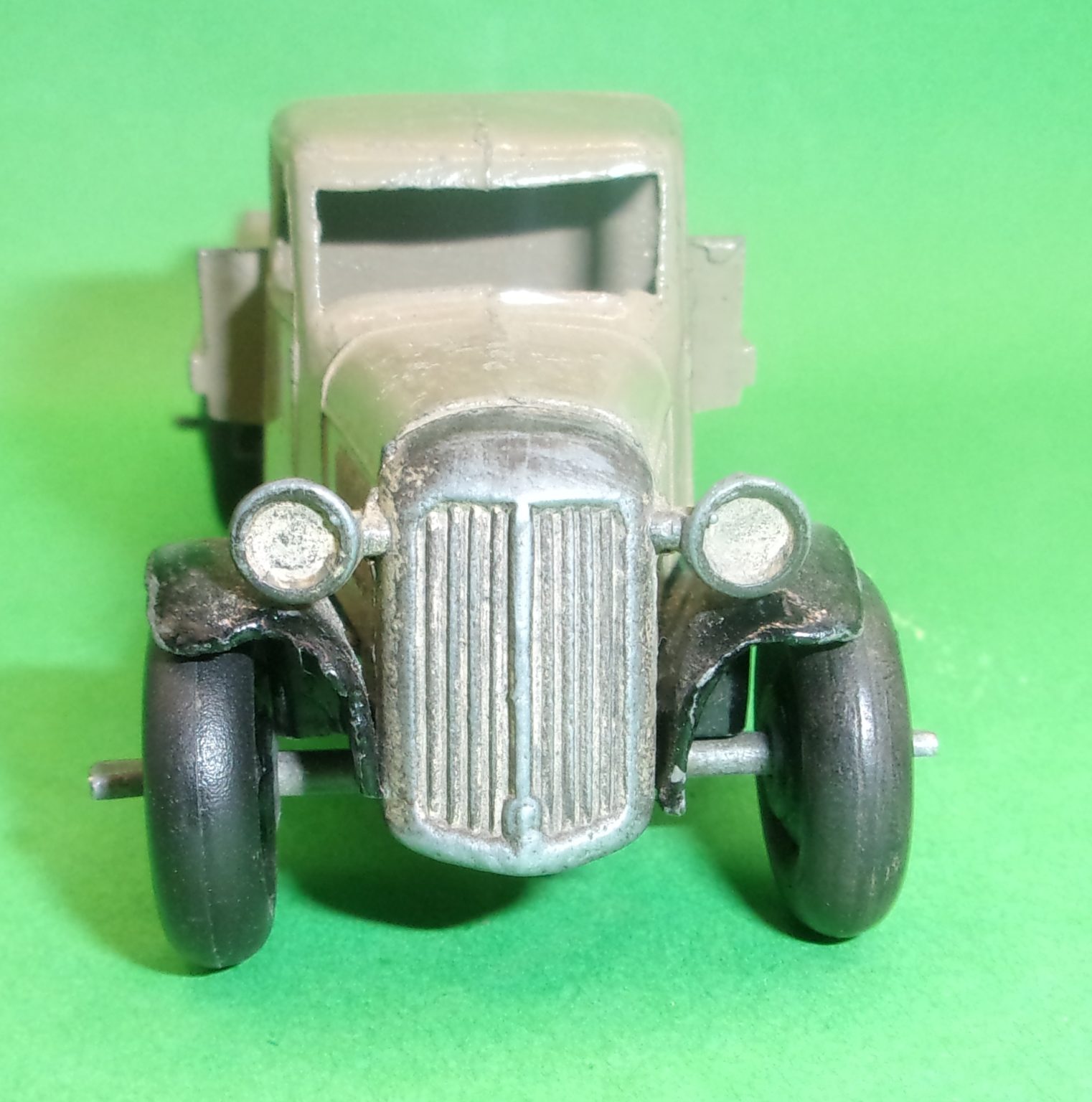 Pre-War Dinky Austin 25 Series Flatbed Truck - Sally Antiques