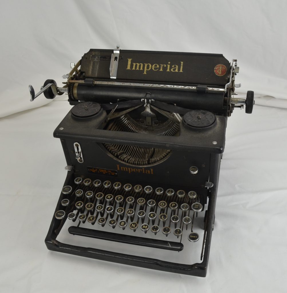 1927 Imperial Model 50 Typewriter In Original Condition - Sally Antiques