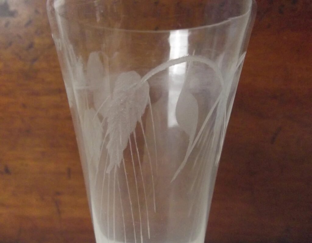 Georgian Rounded Knop Etched Dwarf Ale Glass - Sally Antiques