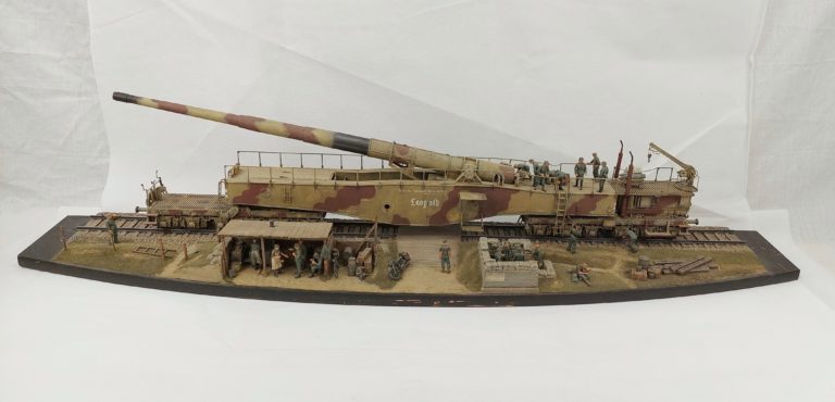 Diorama Model Of WW2 German Krupp K5 Railway Gun Leopold* - Sally Antiques