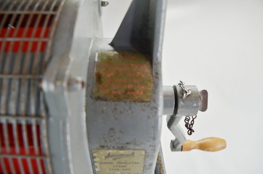 Original Secomak Hand Operated Siren Type 447 with ARP Whistle - Sally ...