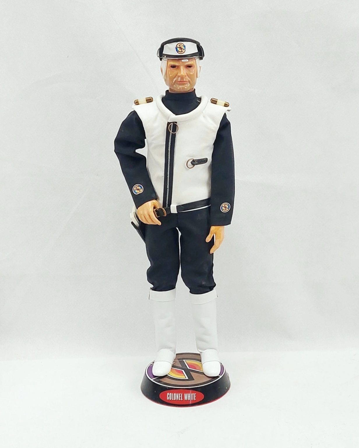 Iconic Replicas Ltd Gerry And Sylvia Anderson Captain Scarlet Colonel ...