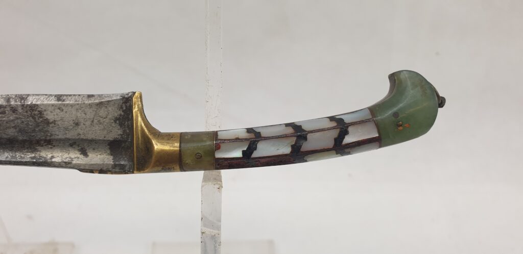 19th Indo Persian Pesh Kabz Dagger With Jade And Mother Of Pearl Grip ...
