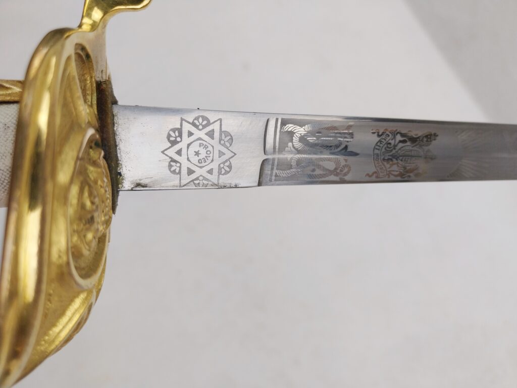 1827 Pattern Royal Navy Officers Sword with Scabbard and Case - Sally ...
