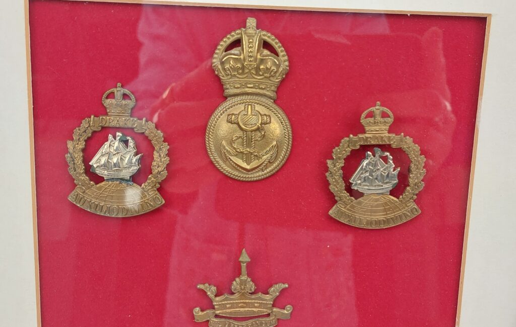 Excellent Framed Display Of Original WW1 Royal Navy Division Cap Badges ...