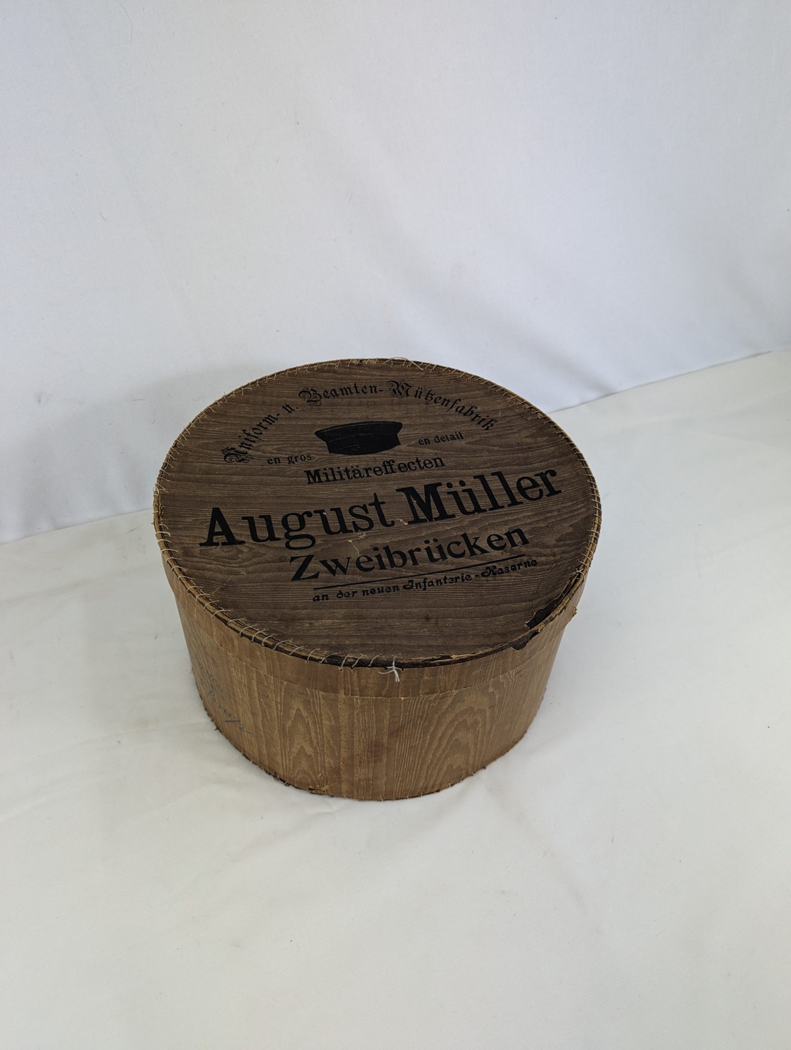 German ‘August Muller Zweibrucken’ Hat Box - Sally Antiques