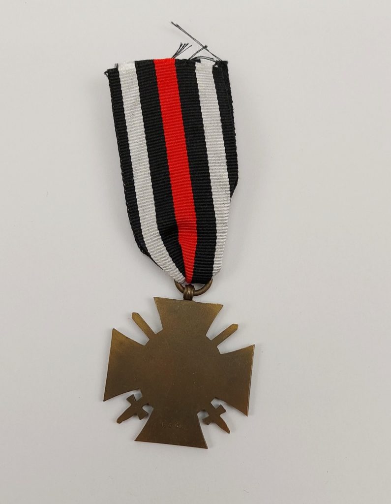 WW1 German 1914-1918 Cross Of Honour Medal #2 - Sally Antiques