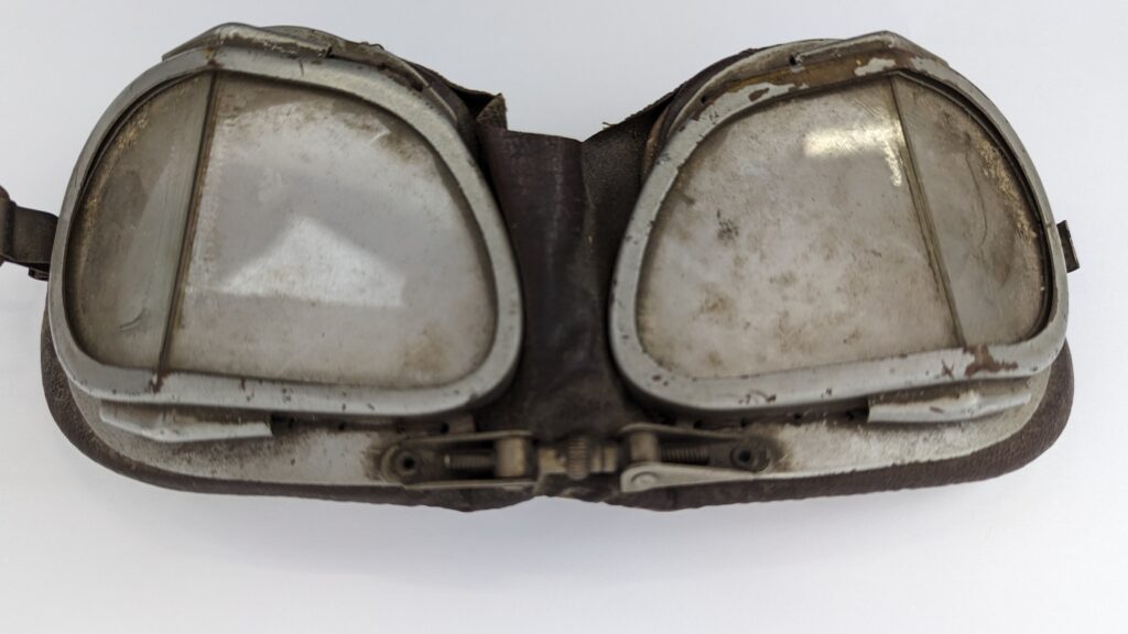 WW2 RAF Pilots Goggles - Sally Antiques