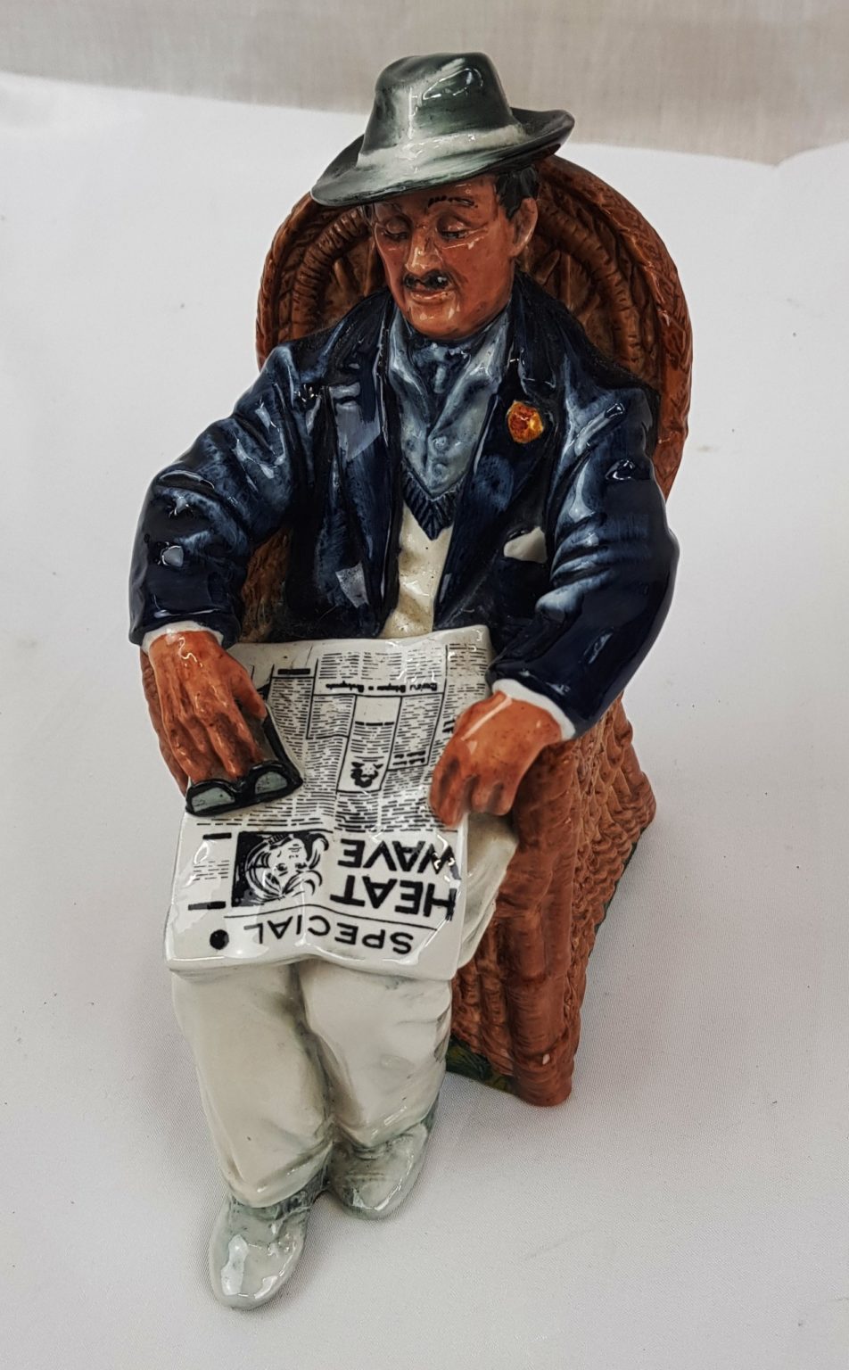 Royal Doulton 1974 HN 2677 Taking Things Easy Figurine - Sally Antiques