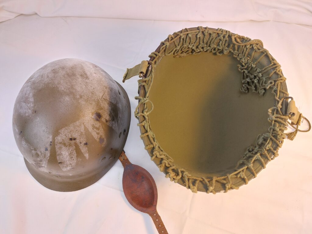 RARE WW2 c1942 M2 Airborne Helmet with early CAPAC M1 Liner - Sally ...