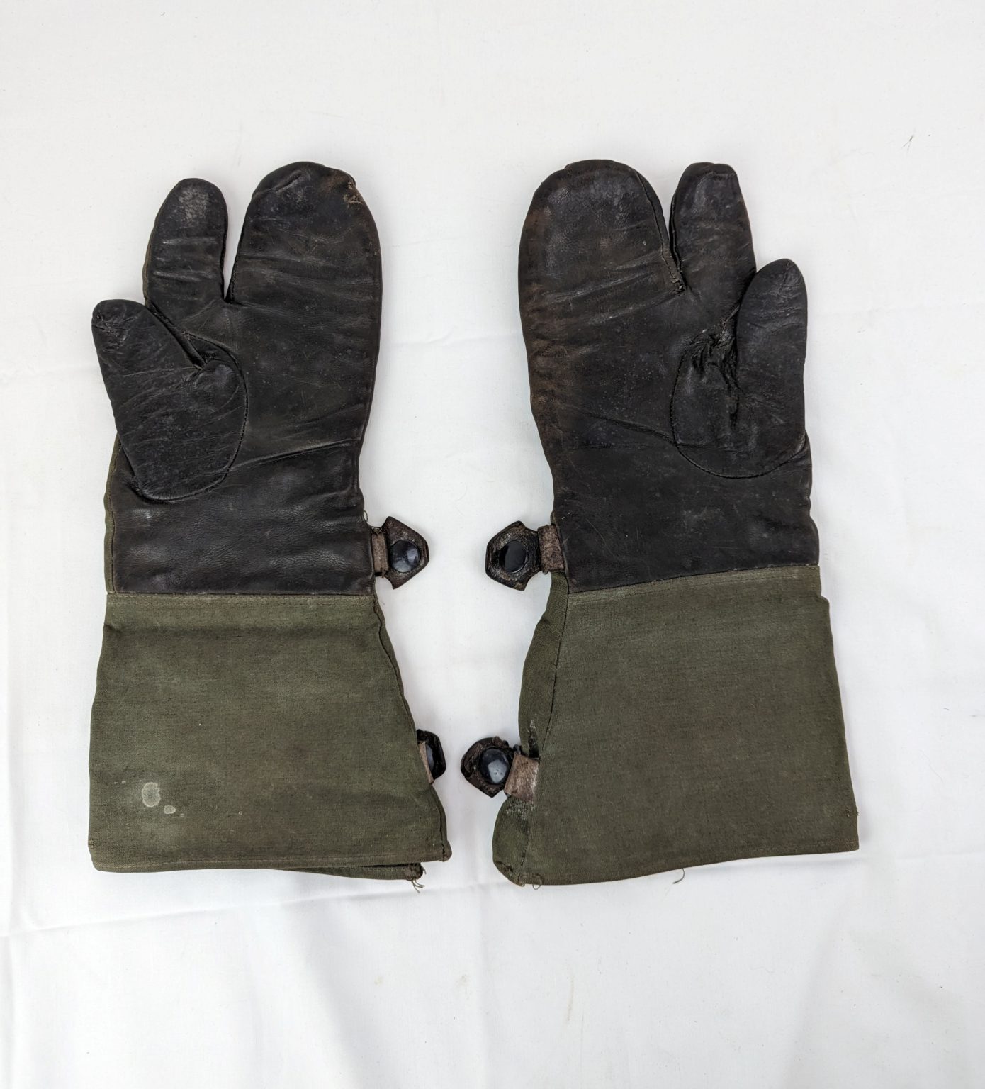 WW2 Luftwaffe Bomber Air Crew/Pilot’s Gloves - Sally Antiques