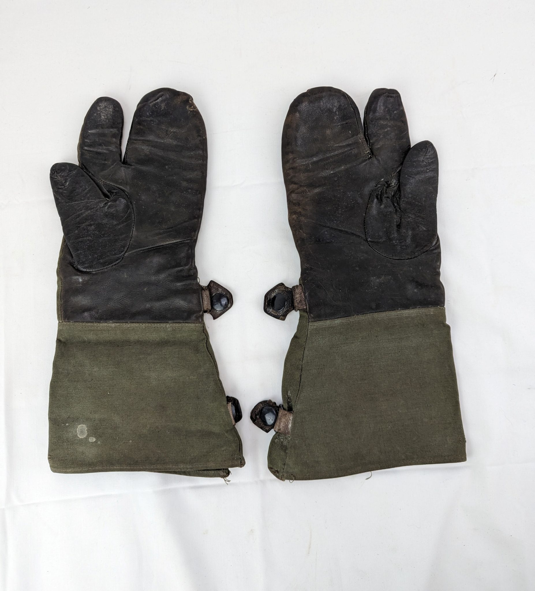 WW2 Luftwaffe Bomber Air Crew/Pilot’s Gloves - Sally Antiques