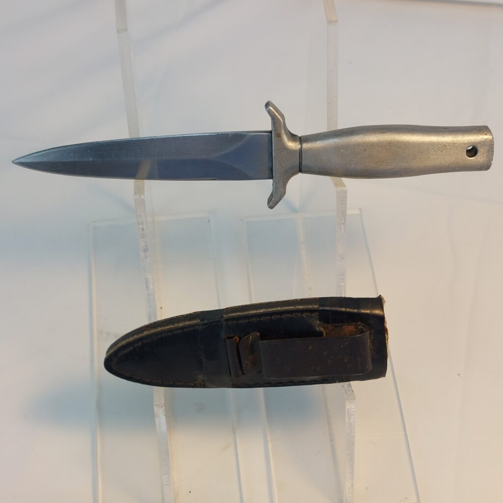 1950's German C.J.H Rostfrei Boot Knife Dagger with Leather Sheath ...