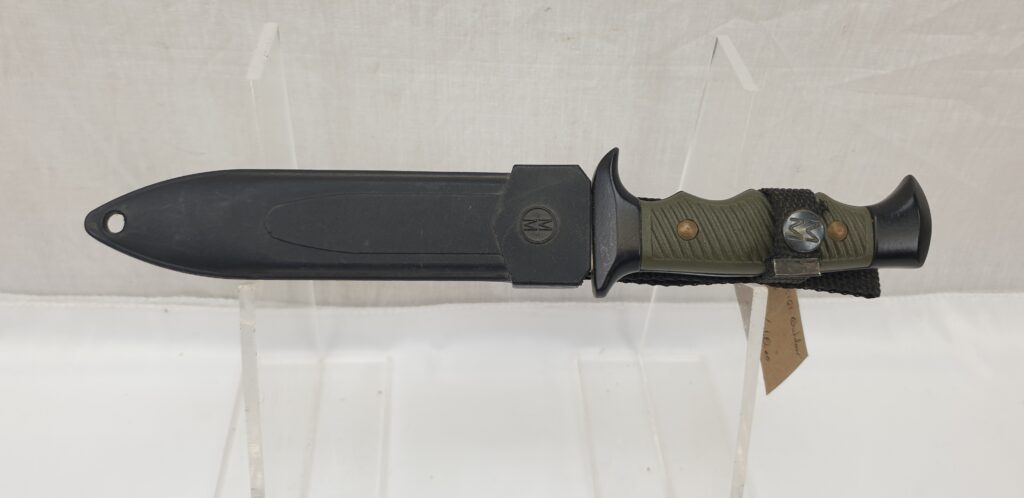 Muela 5161 Outdoor Knife - Sally Antiques