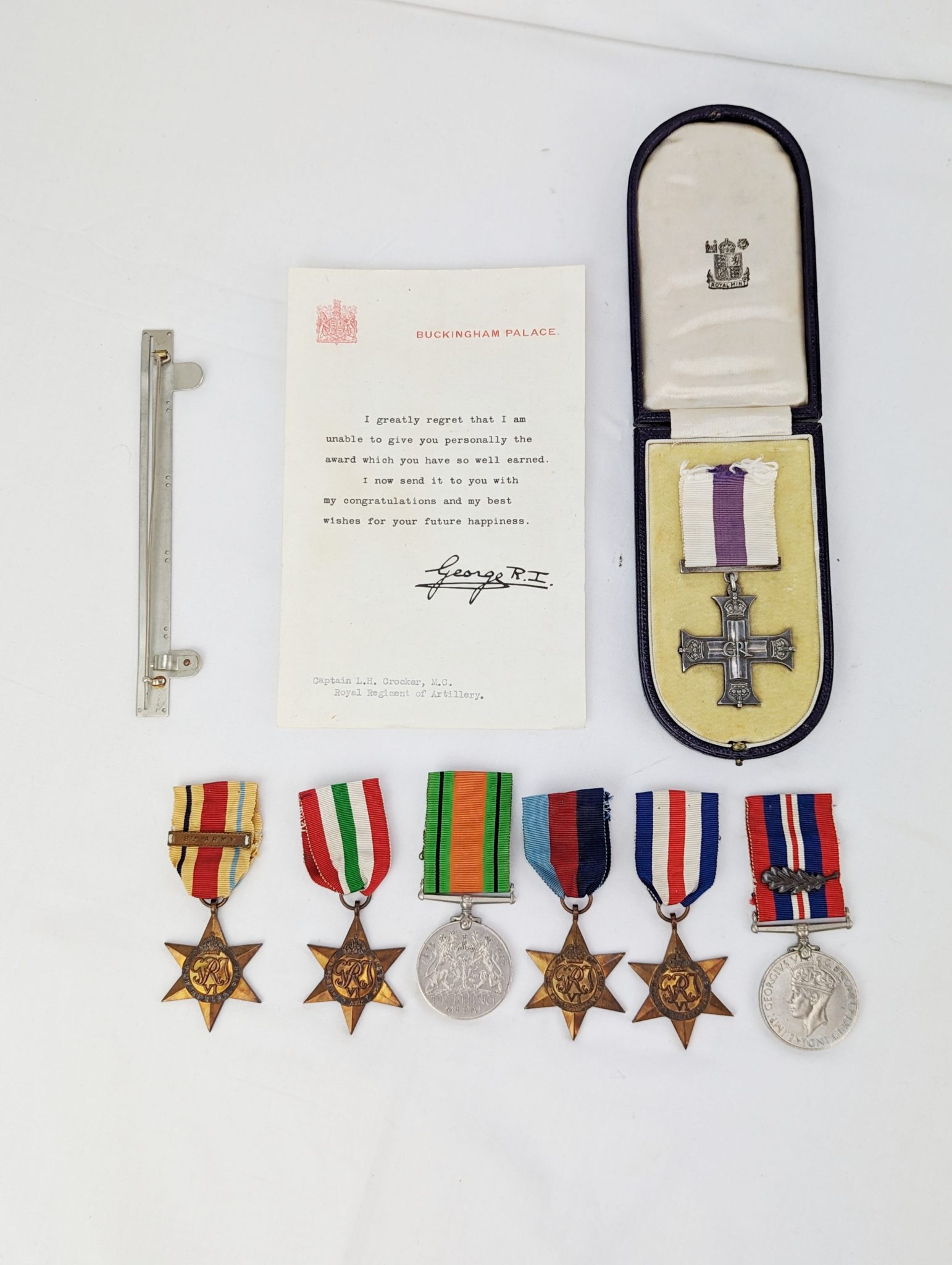 Captain L.H. Crocker WW2 Military Cross, Photo album and Military ...