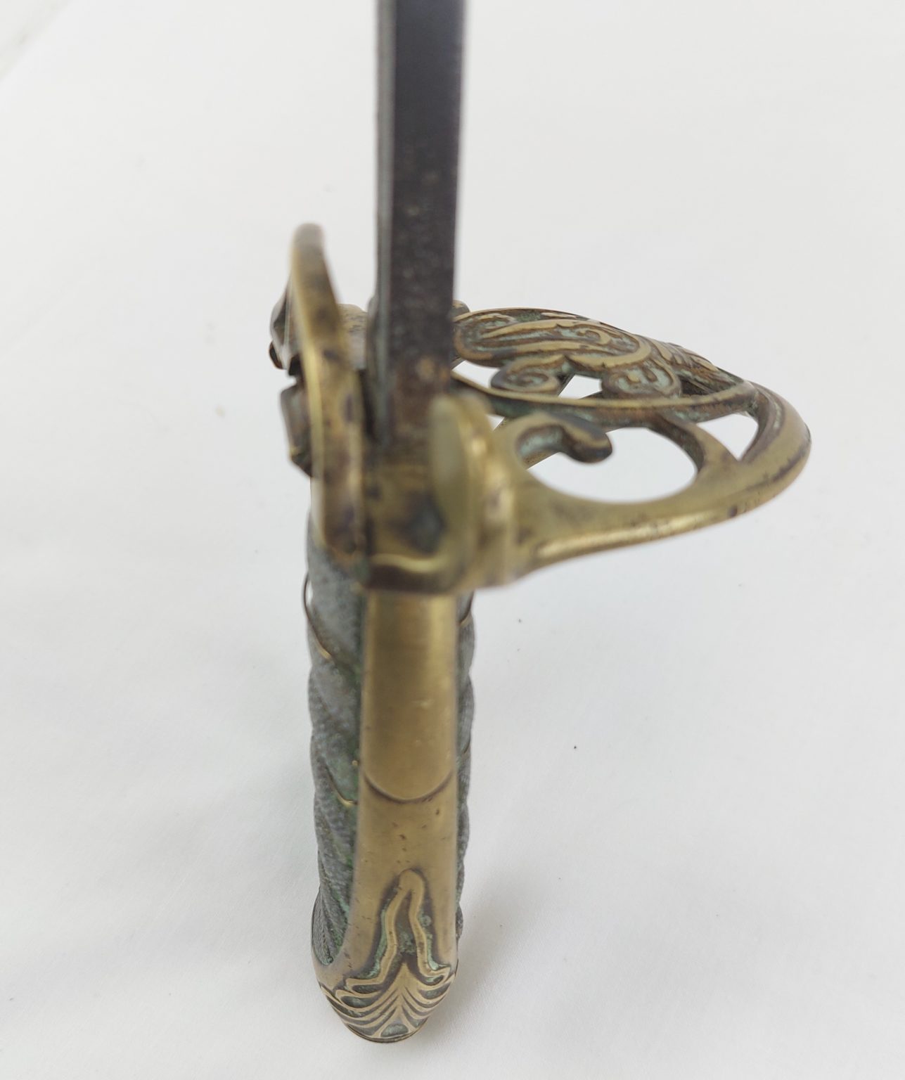 Small Victorian 1827 Pattern Infantry Officer's Sword with Hinged Guard ...