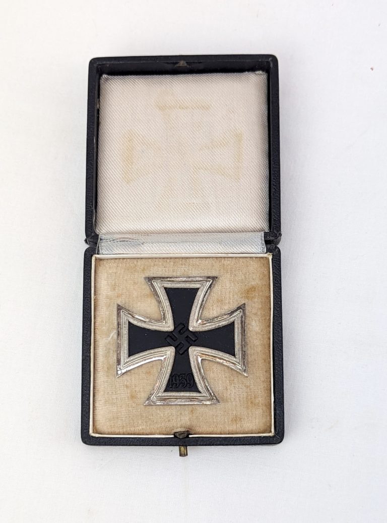 Original Iron Cross First Class L/11 by Wilhelm Deumer in Case - Sally ...