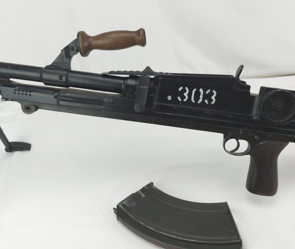 1942 WW2 Bren MK1 Machine Gun, .303 calibre, by Lithgow, Australia ...