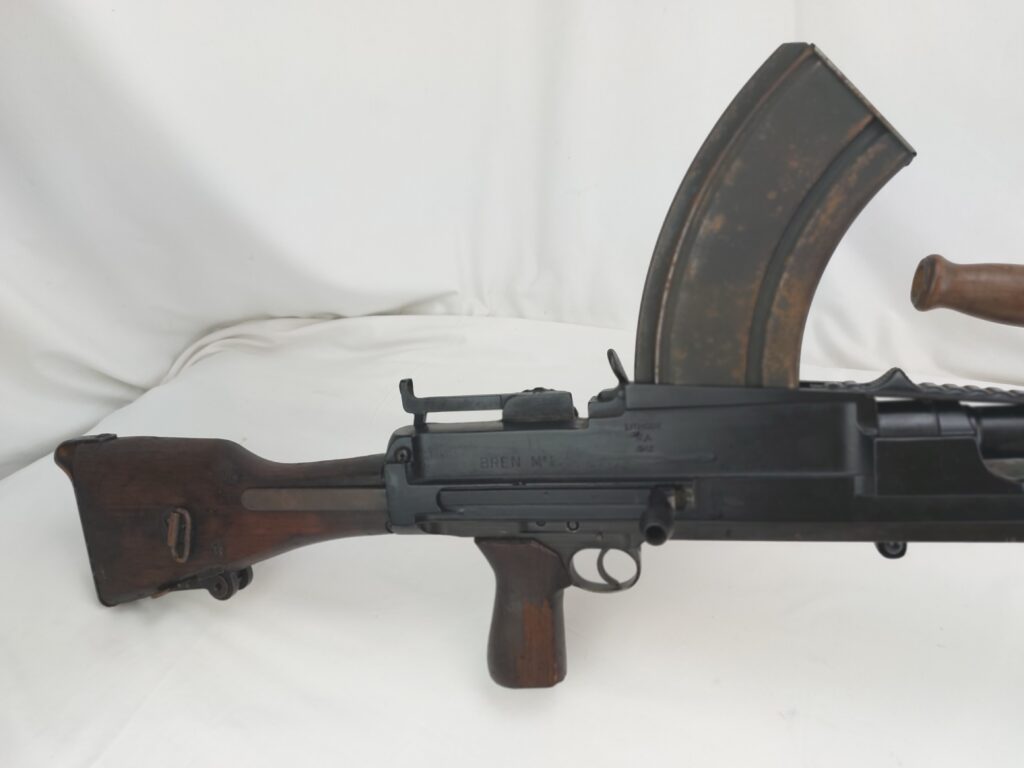 1942 WW2 Bren MK1 Machine Gun, .303 calibre, by Lithgow, Australia ...