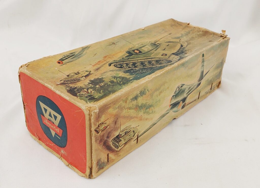 1950’s Boxed Arnold Tin Plate Toy Tank - Sally Antiques