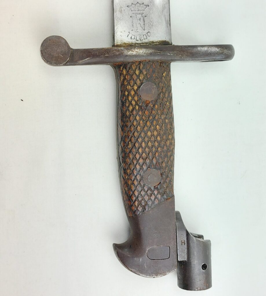 Spanish M1941 Navy Bolo Bayonet with Ricchieri adapter for M1943 Mauser ...