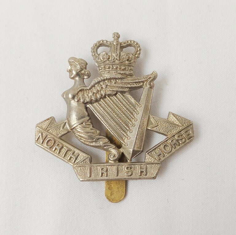 WW2 North Irish Horse Cap Badge - Sally Antiques
