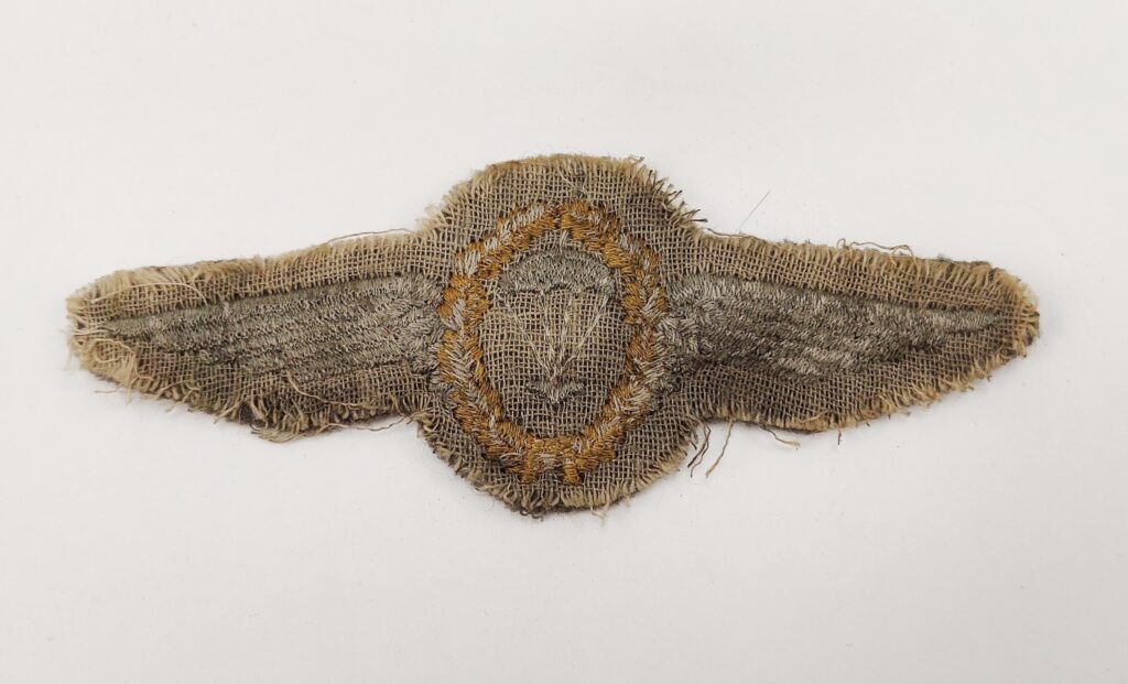 WW2 Commonwealth Parachutist Cloth Badge - Sally Antiques