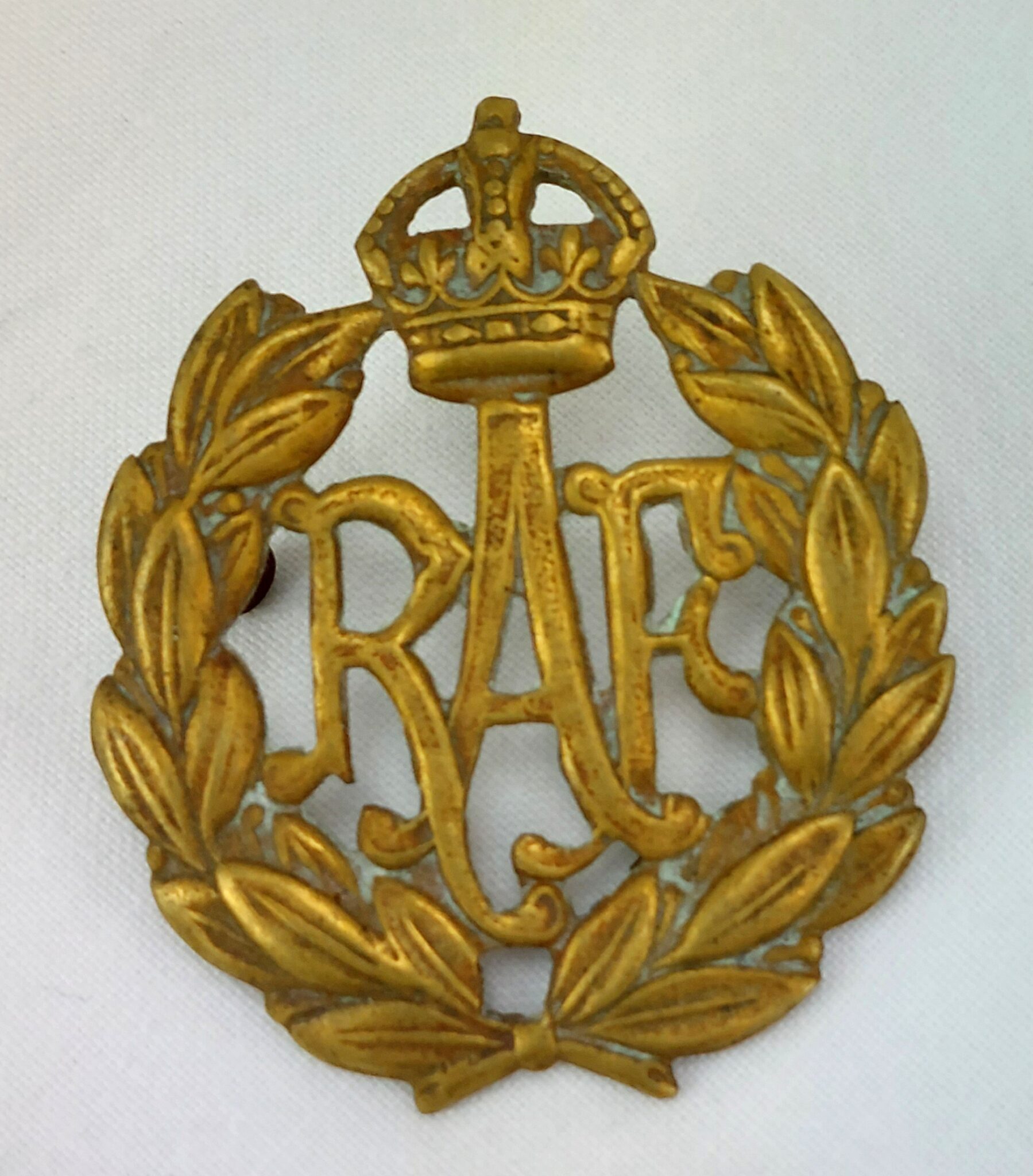 WW2, British, Royal Air Force Cap Badge - Sally Antiques