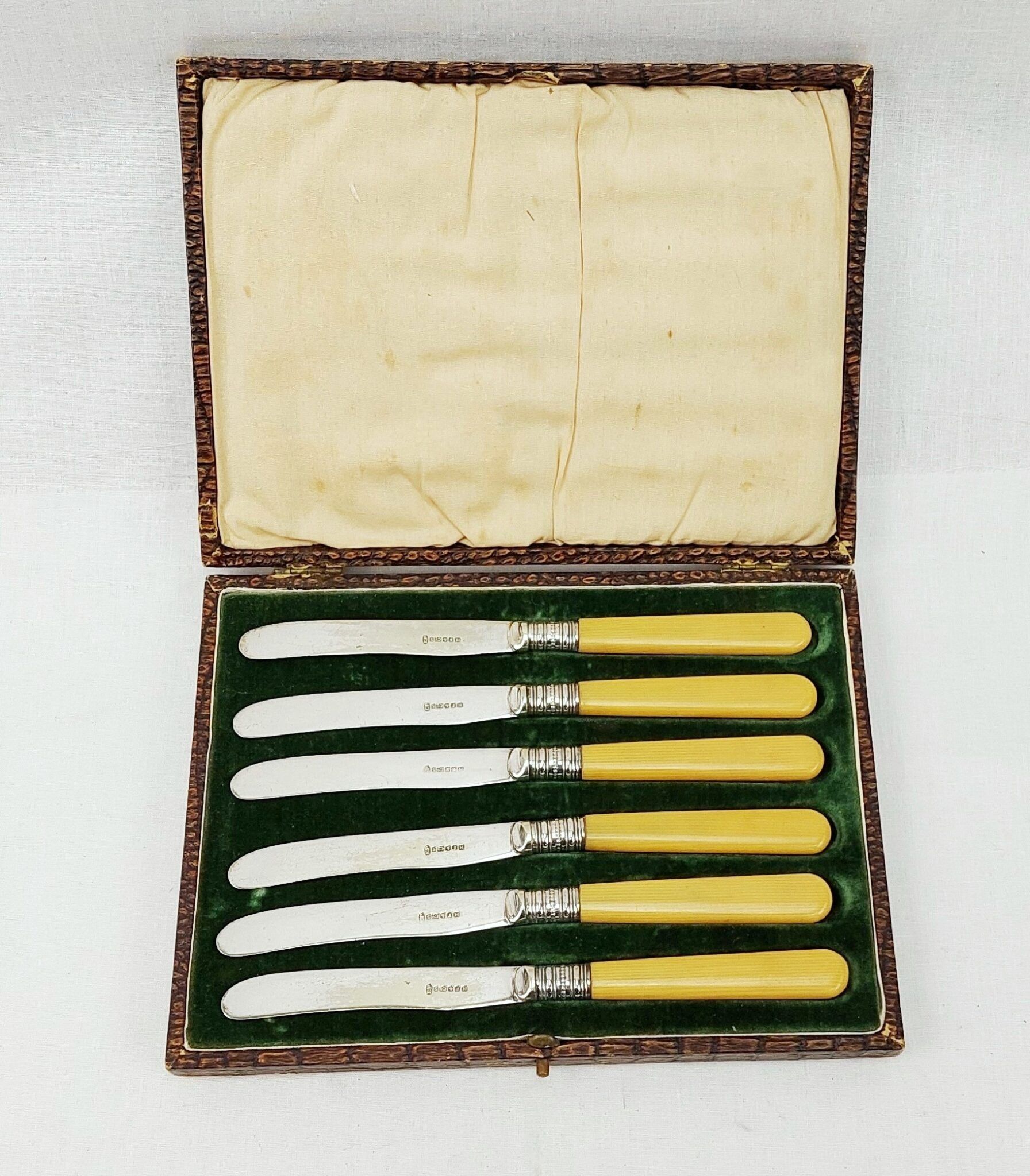 Cased Set of Six Silver Plate Butter Knives - Sally Antiques