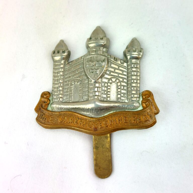 British, Original The Cambridgeshire Reg Bi-Metal Cap Badge, Brass ...