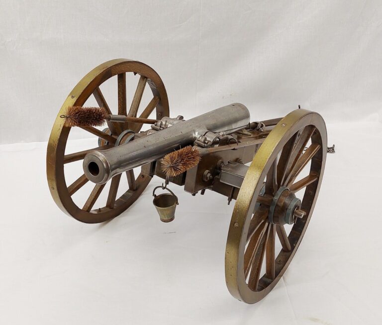 Excellent And Sizeable Engineers Model Of A Napoleonic Field Gun Cannon ...