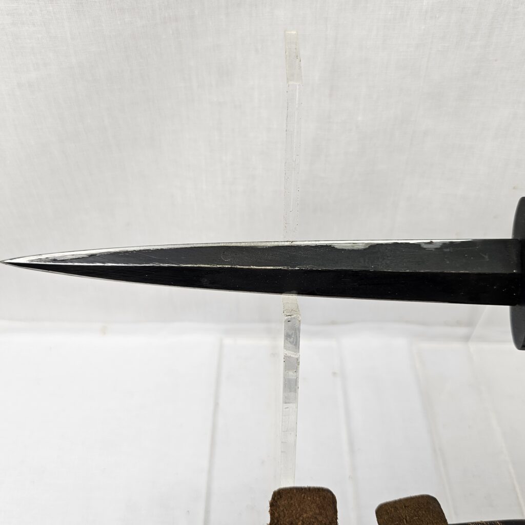 Third Pattern Fairburn Sykes Commando Dagger & Scabbard - Sally Antiques