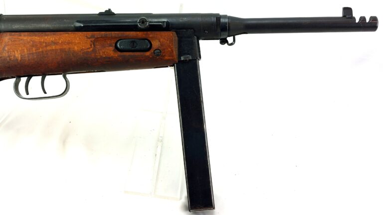 Italian, WW2, MP Beretta Mod 38/44 Cal 9 Sub Machine Gun with 40 Round ...