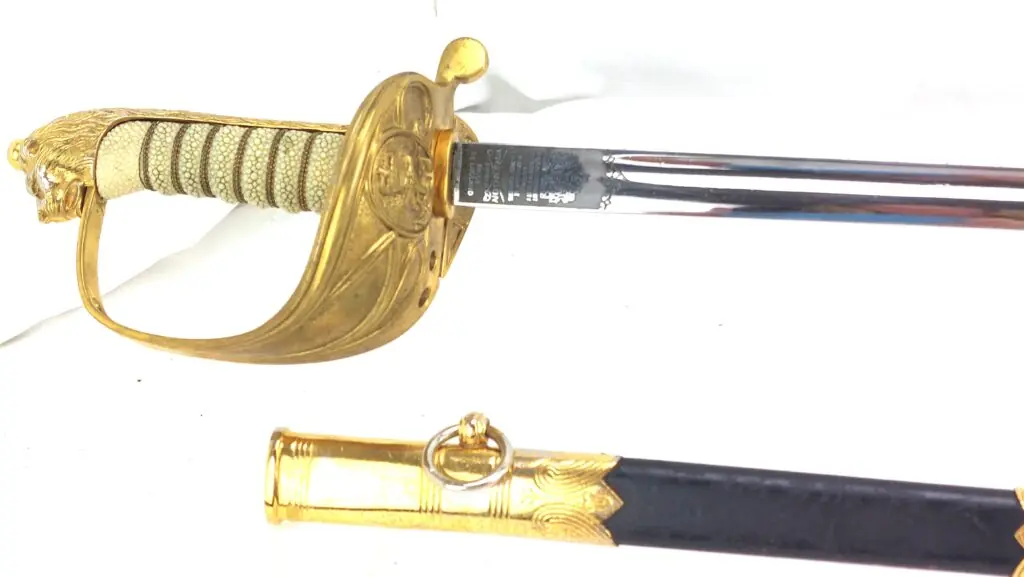 British, Royal Navy Officers Queen Elizabeth II 1827 Pattern Sword and ...