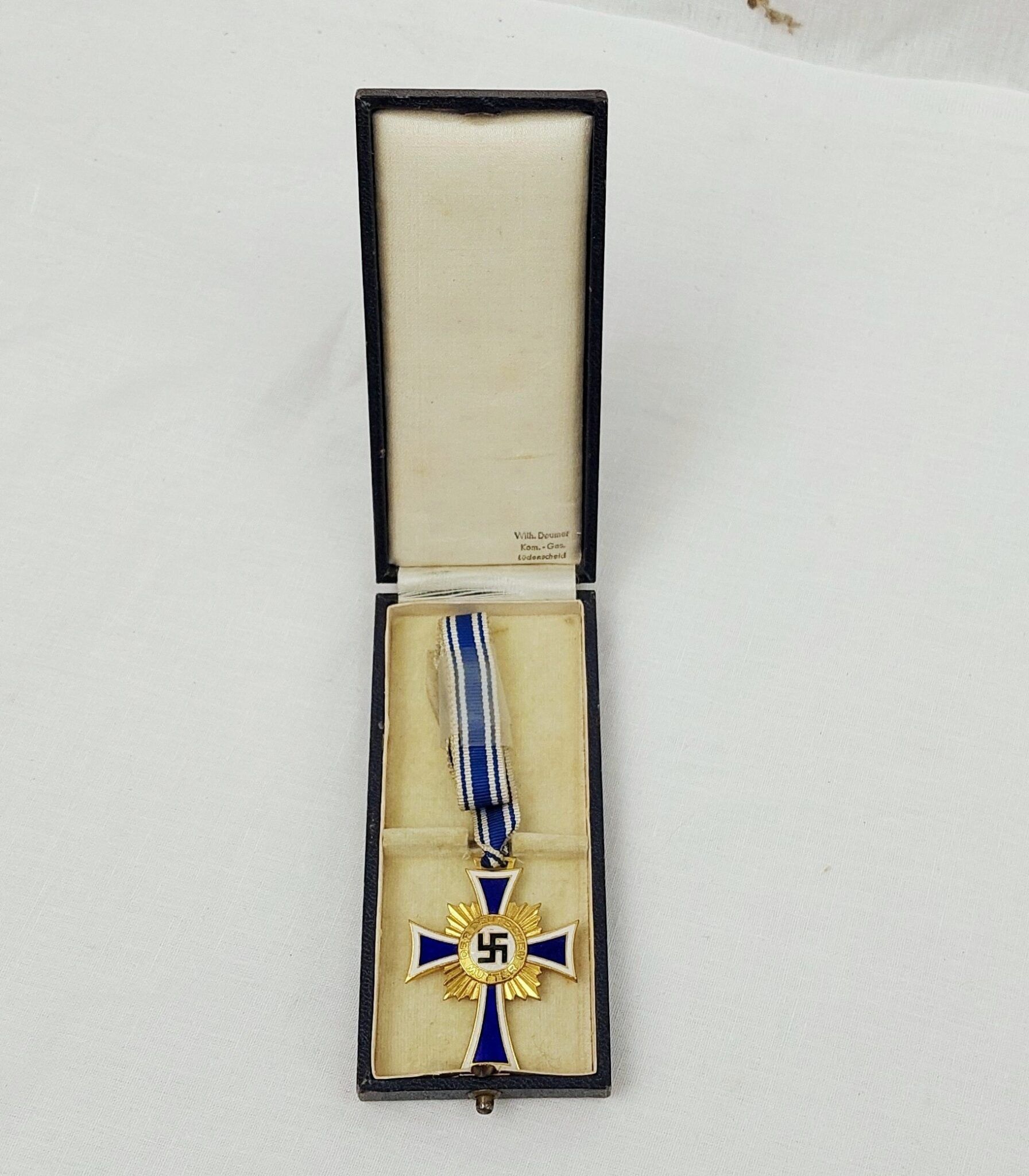 Cased WW2 German Gold Mothers Cross - Sally Antiques