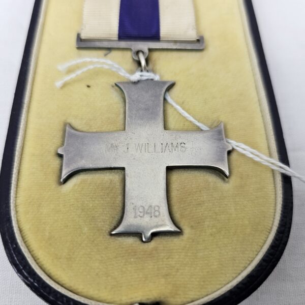 Cased Military Cross Medal Awarded To J Williams In 1948 - Sally Antiques