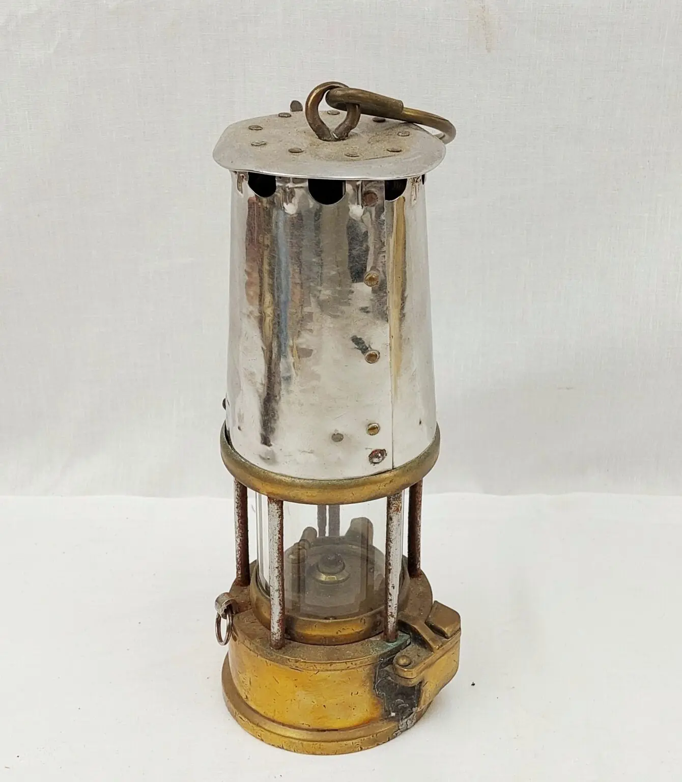 The Protector Miners Lamp Type GR6S - Sally Antiques