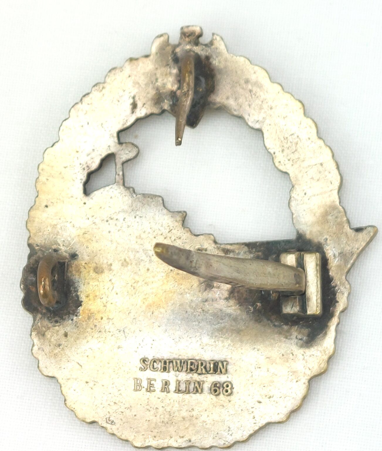 Post WW2 German Kriegsmarine Destroyer War Badge, By Schwerin Berlin 68 ...
