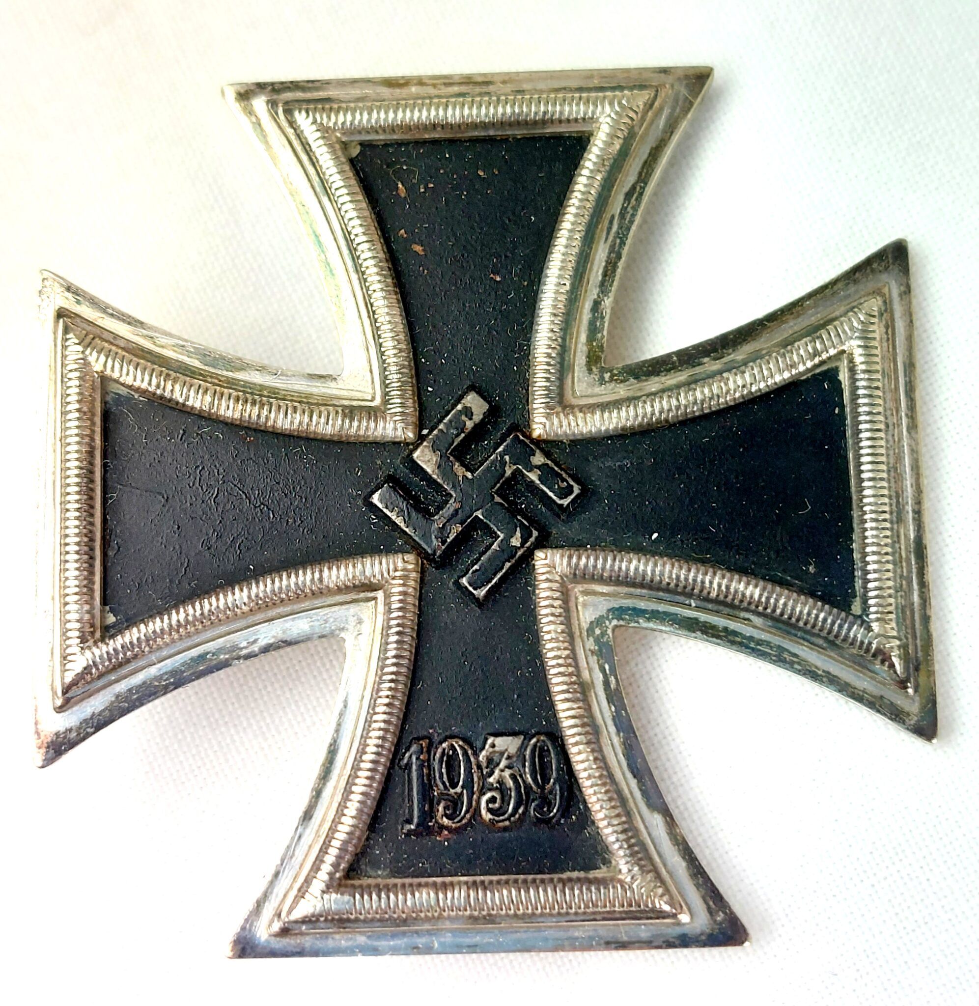 German, WW2, Third Reich Iron Cross 1939, 1st Class. (Eisernes Kreutz 1 ...