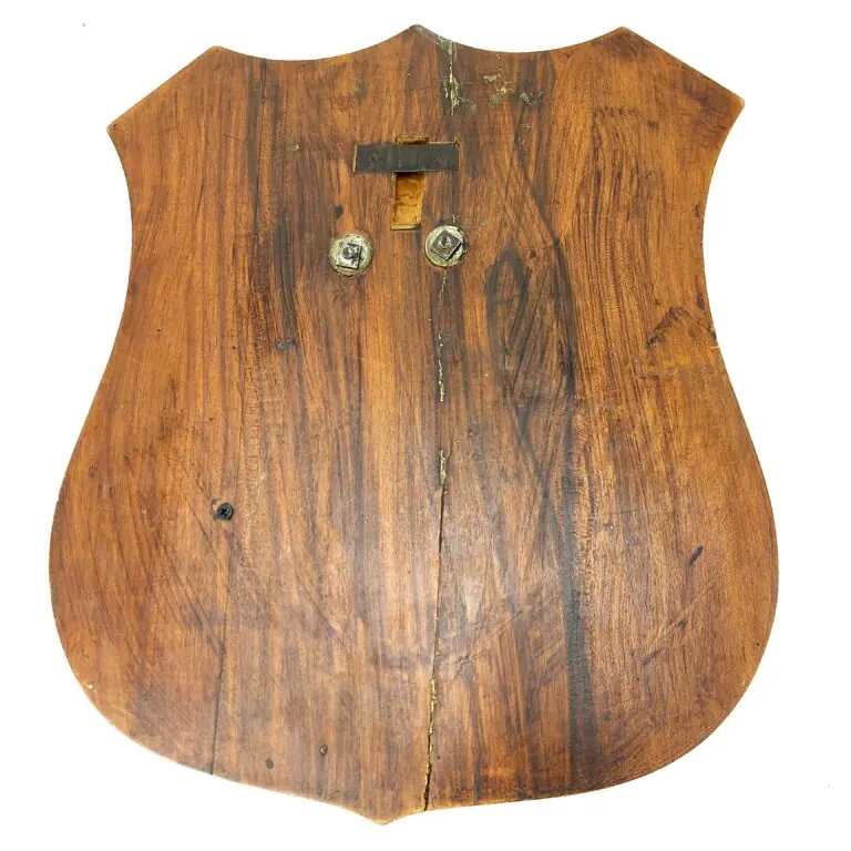 Gurkha Regiment Wooden Shield with 2 Kukris and 7 Gurkha Regimental Cap ...
