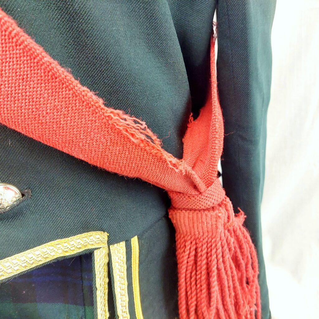 Royal Scots Pipers Uniform Set - Sally Antiques