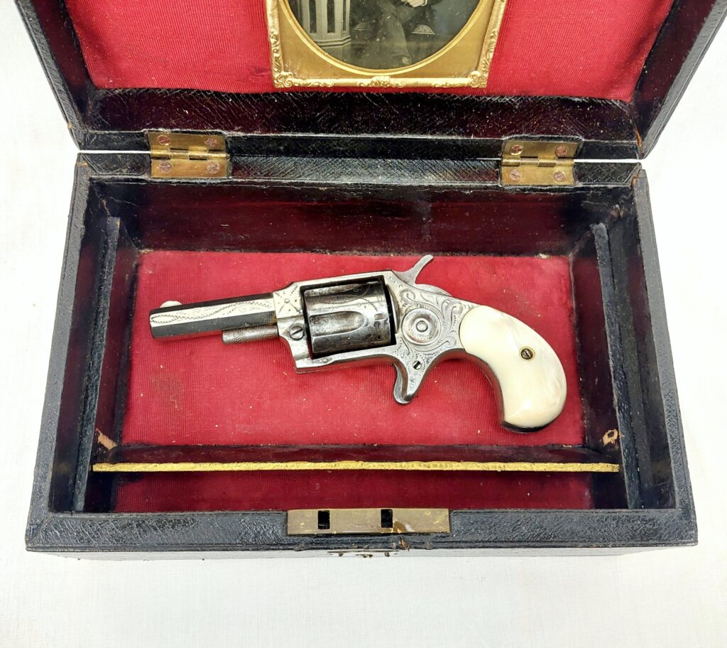 Superb Gentlemans Travelling Set With Circa 1875 Red Jacket .32 ...